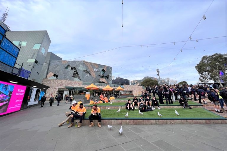 All you need to know about Federation Square Melbourne | The Simple ...